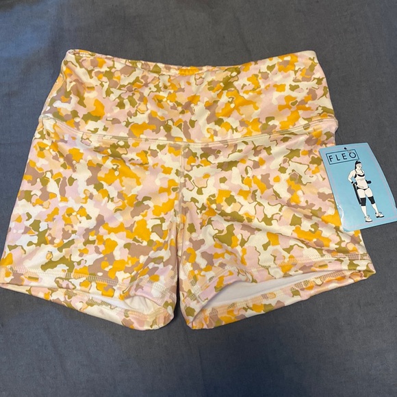 Fleo | Shorts | Nwt Fleo Shorts | Poshmark